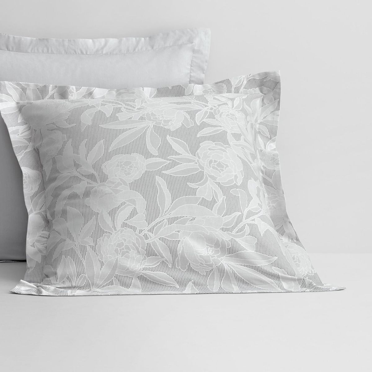 Sheridan Nicholls European Pillowcase | Sheridan Outlet