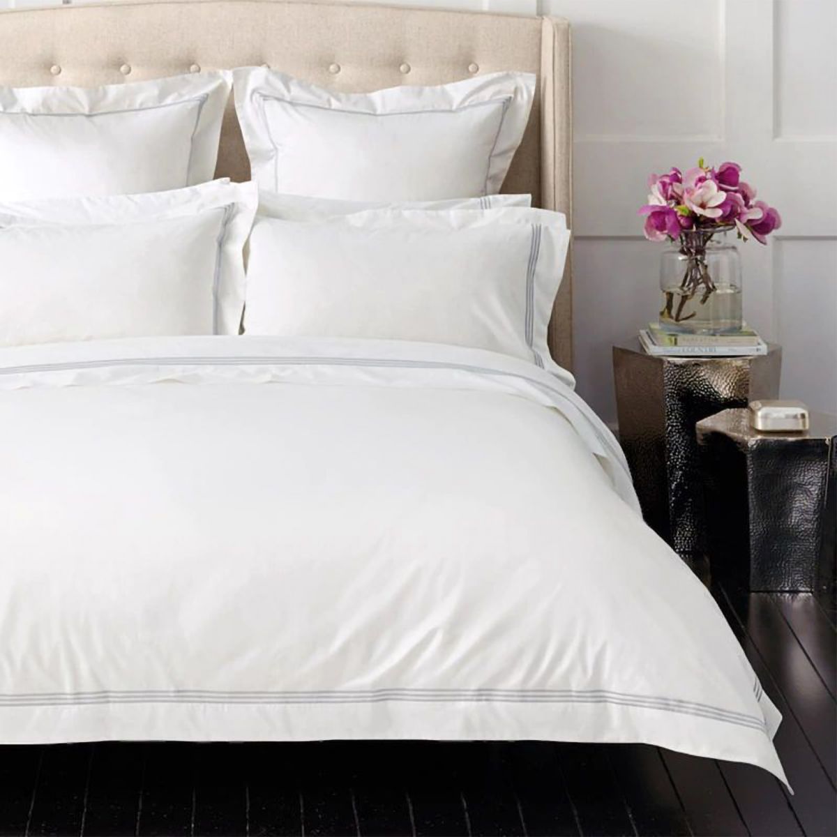 1200Tc Palais Tailored Quilt Cover Silver | Sheridan Outlet